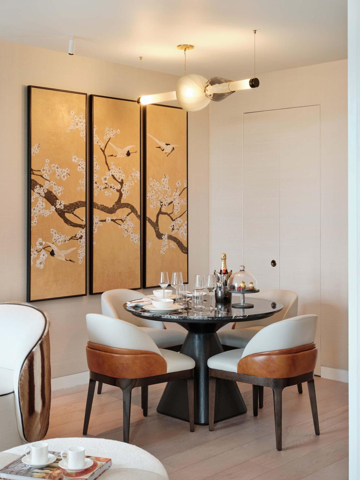 Stunning Glass Chandeliers Light Up Mandarin Oriental Mayfair London ...
