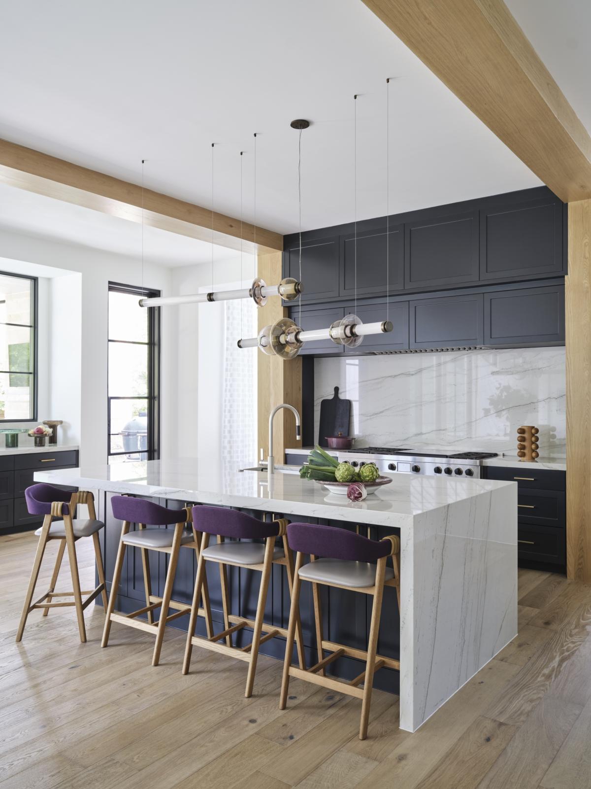 Contemporary kitchen lighting in Pulp Design Studios design | Gabriel Scott